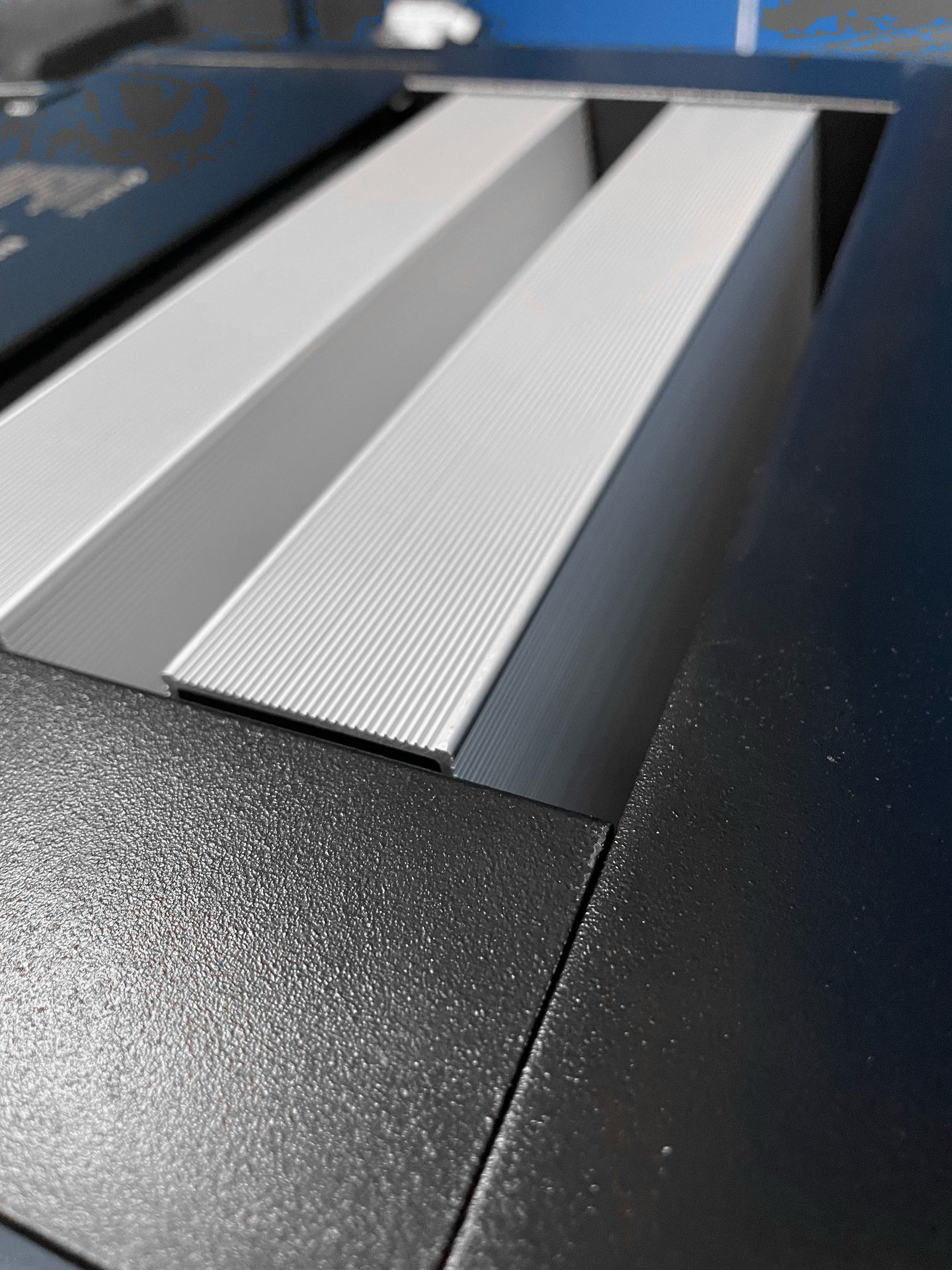 Kapsea | Industrial lighting solutions